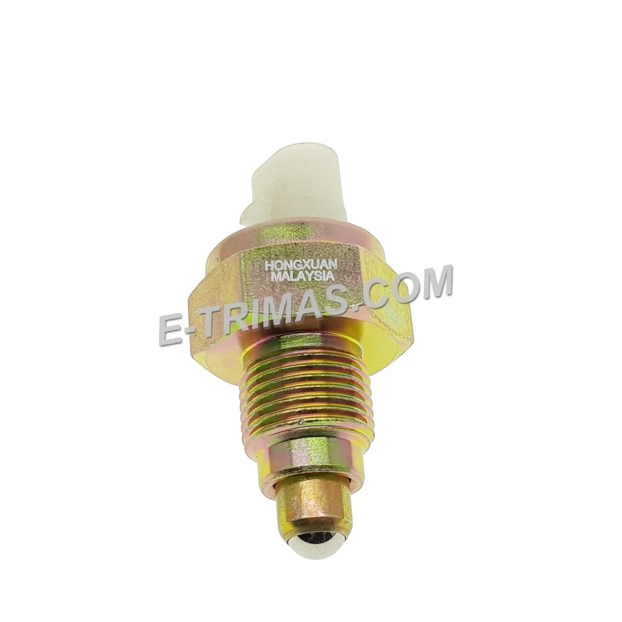 Buy E-trimas Toyota Hilux KUN25 KUN26 Hiace Innova Unser Reverse Light ...